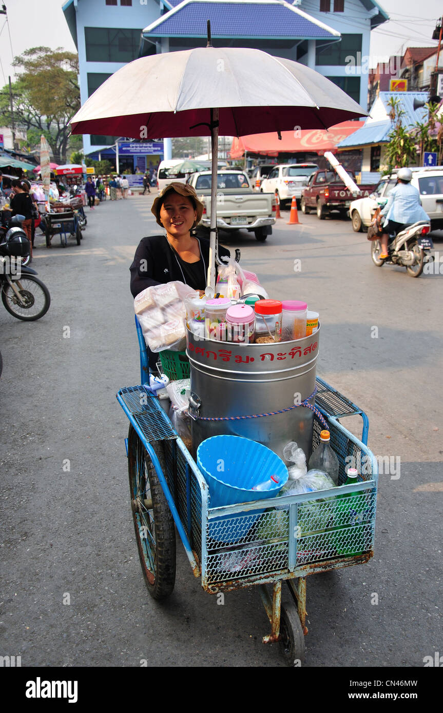Food buggy at Thai-Myanmar border town of Maesai, Maesai District ...