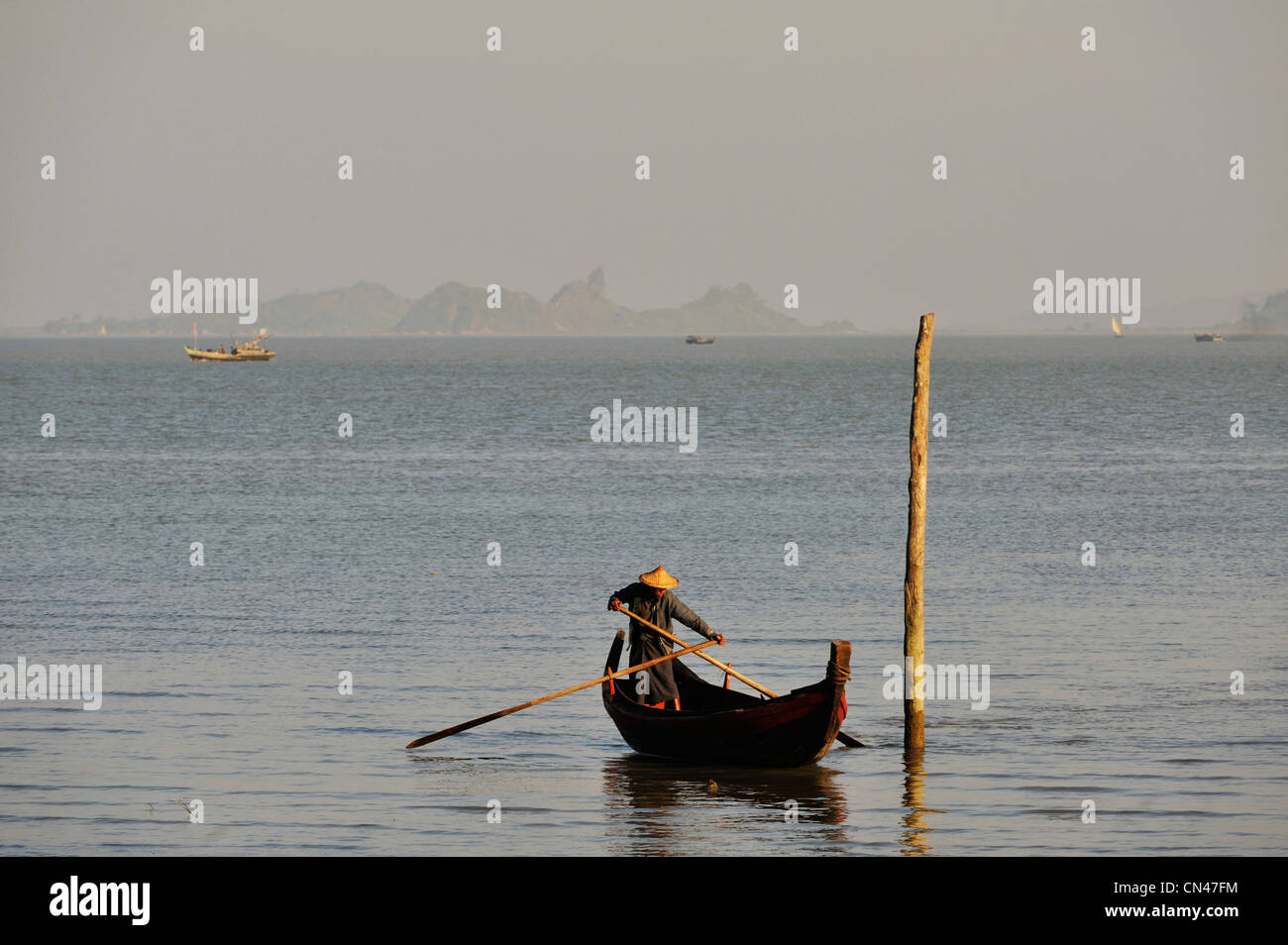 Myanmar (Burma), Rakhine State (Arakan), Sittwe, traditional local ...