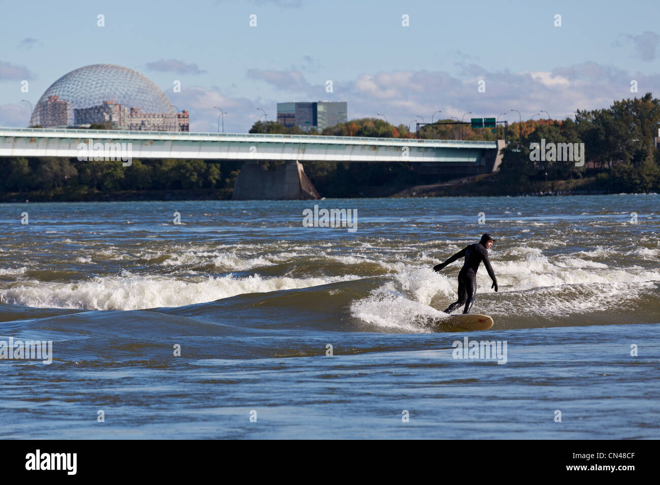 Montreal river surf hi-res stock photography and images - Alamy