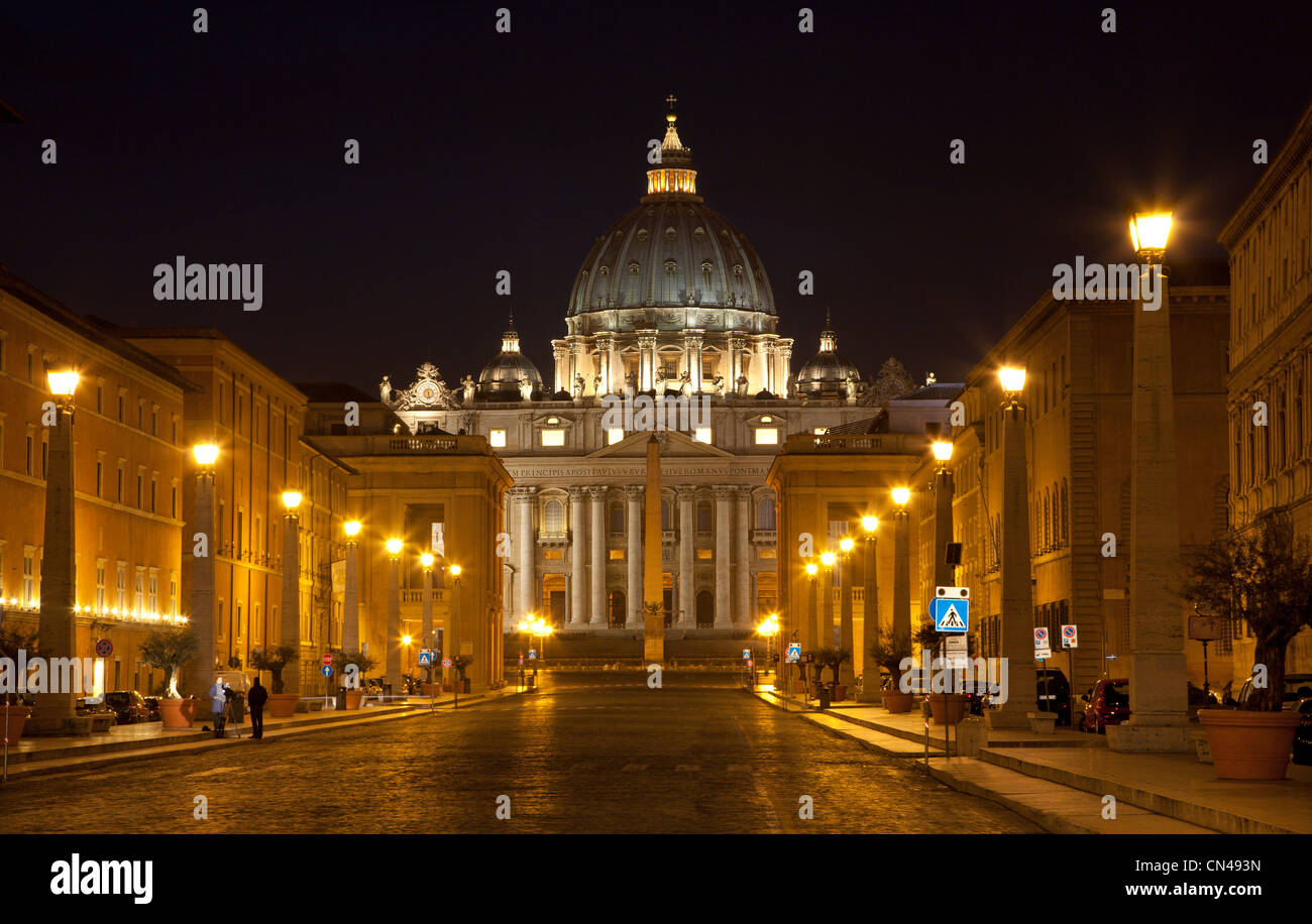 Night vatican rome italy hi-res stock photography and images - Alamy
