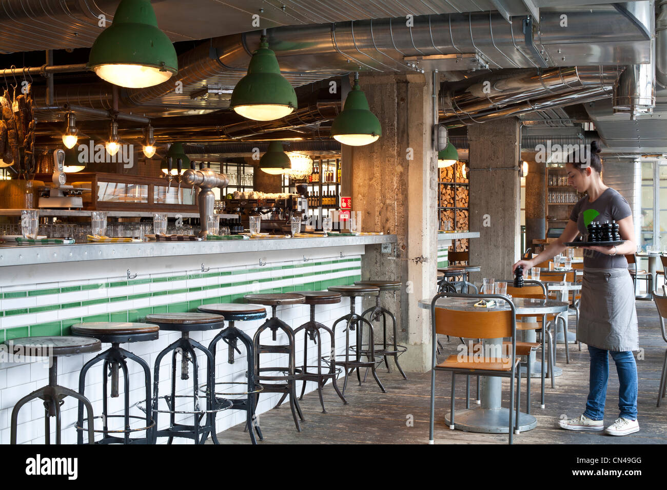 United Kingdom, London, Hackney, Shoreditch, Tea Building, Pizza East ...