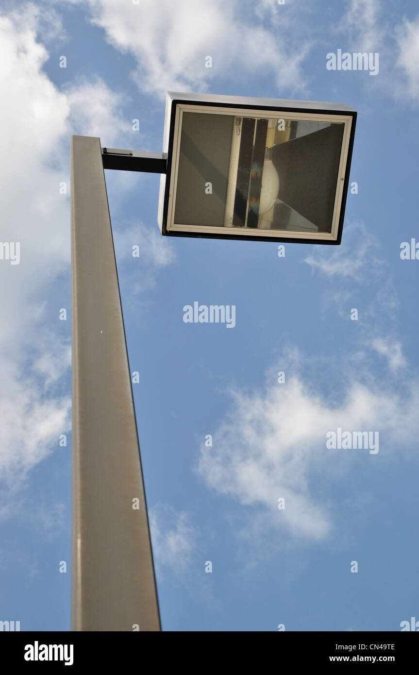 Lamp post road hi-res stock photography and images - Alamy