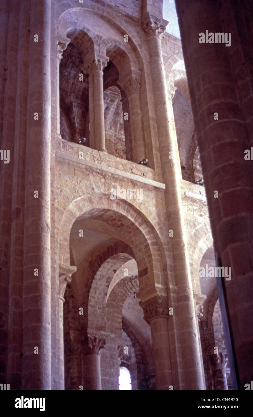Conques abbey interior hi-res stock photography and images - Alamy