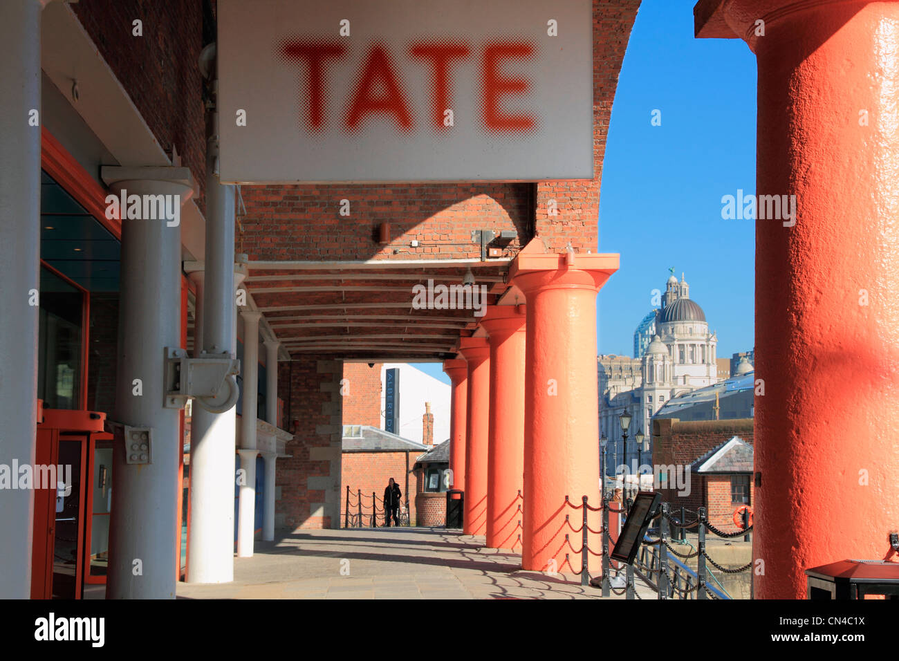 Tate liverpool albert dock hi-res stock photography and images - Alamy