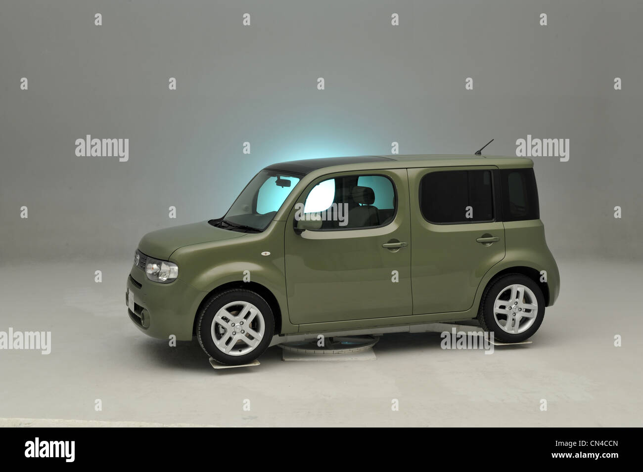 Car Cube High Resolution Stock Photography and Images - Alamy