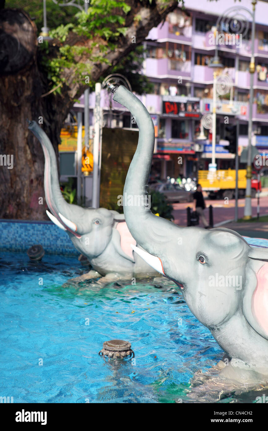 Statue elephant water fountain in hi-res stock photography and images ...