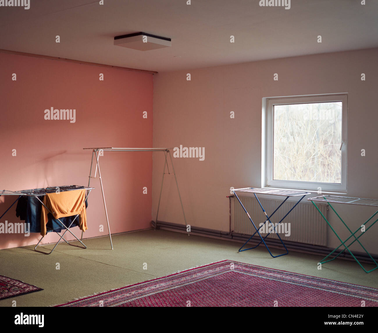 Empty Rack High Resolution Stock Photography and Images - Alamy