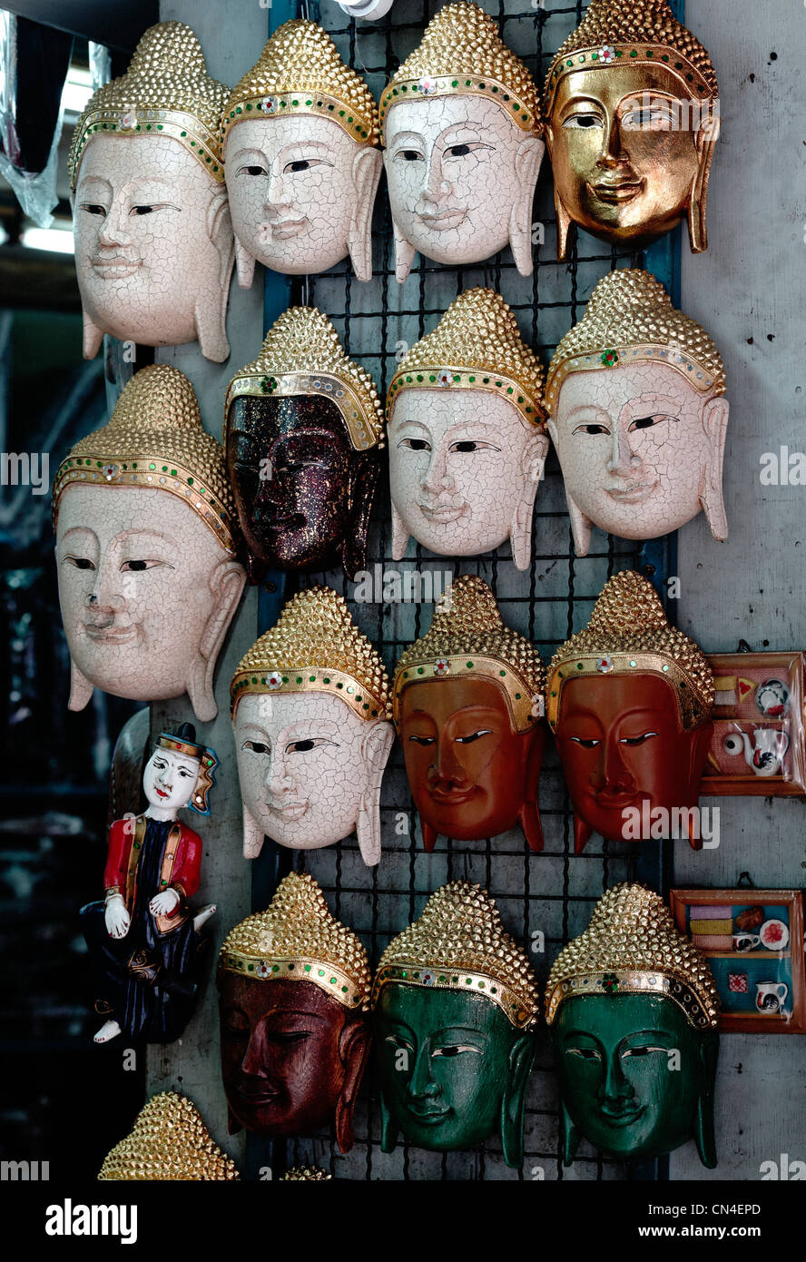 Thai souvenirs hi-res stock photography and images - Alamy