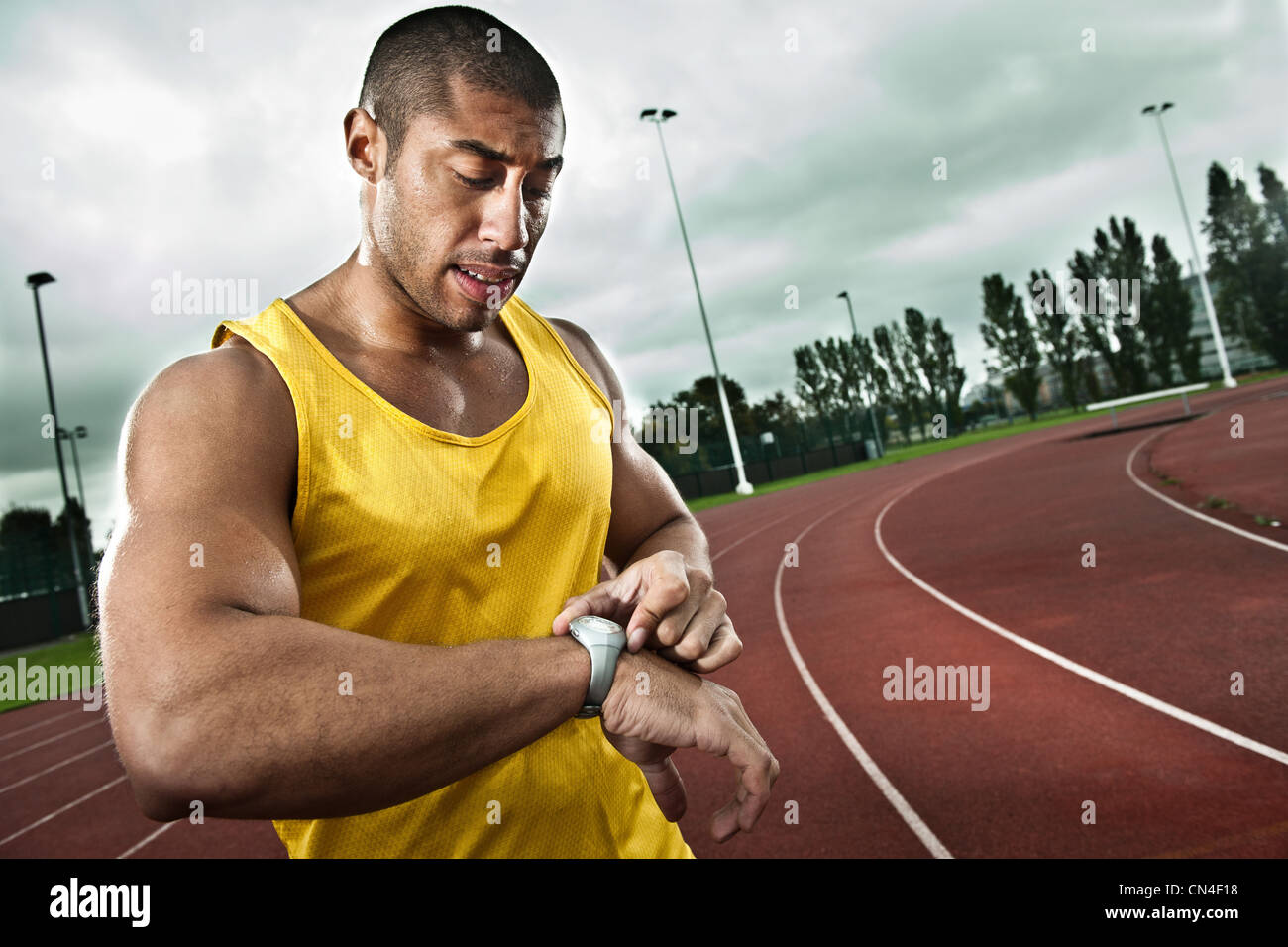 Watch the race hi-res stock photography and images - Alamy