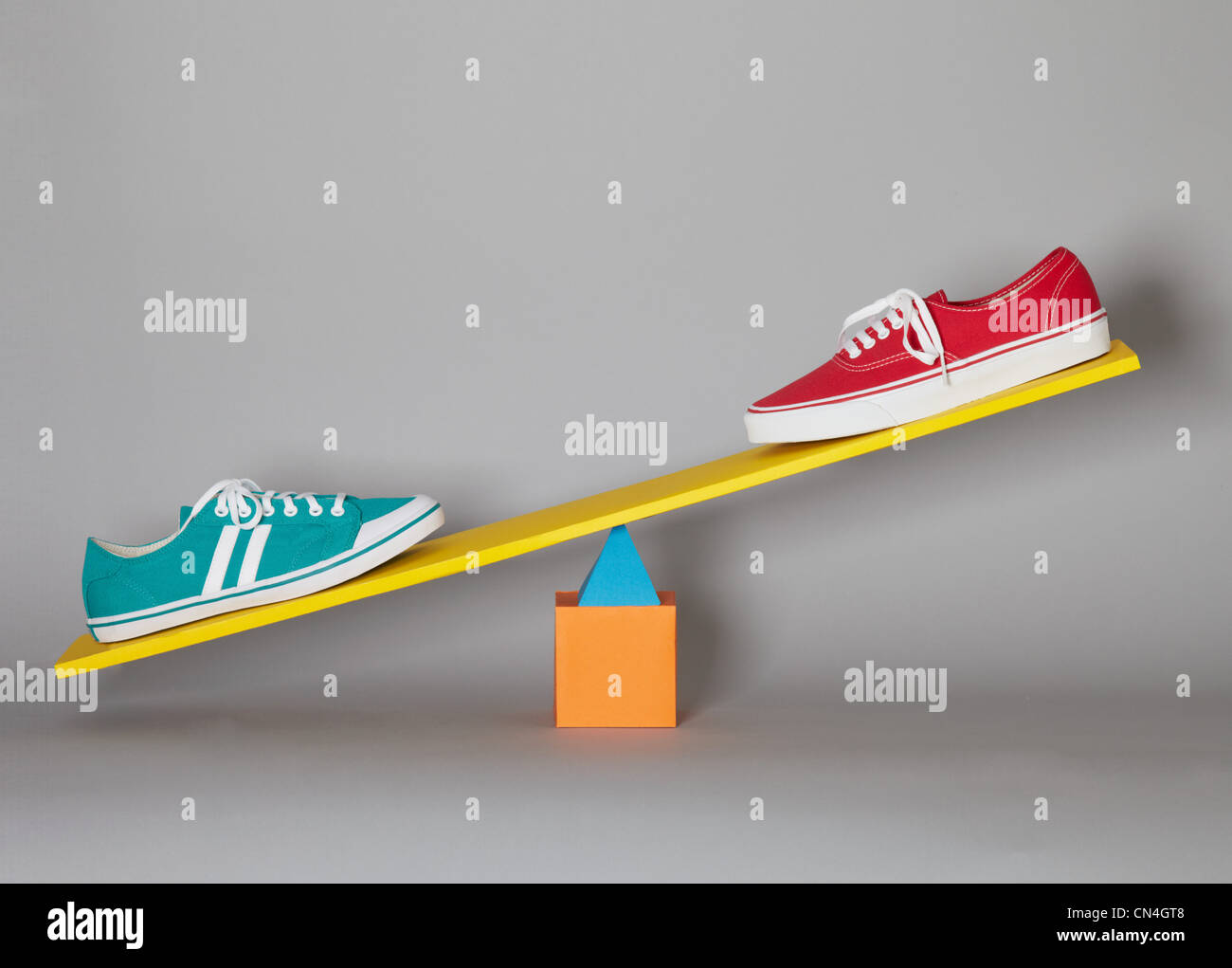 Success failure scales hi-res stock photography and images - Alamy