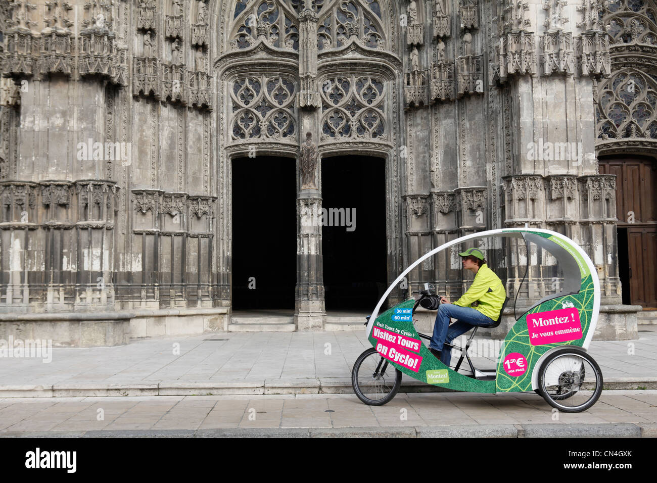 Cathedral tours hi-res stock photography and images - Alamy