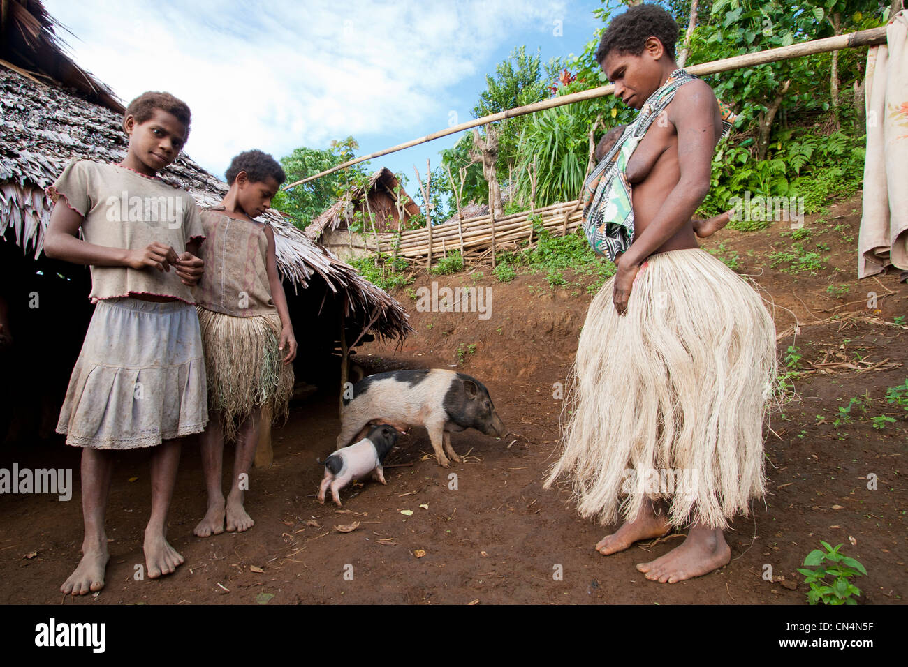 Vanuatu, Penama Province, Pentecost Island, Bunlap, mother in ...