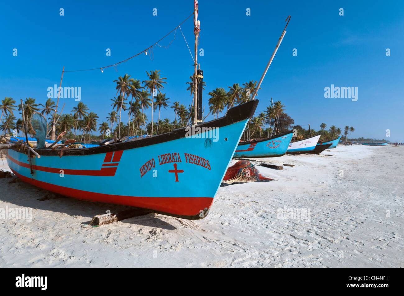 Goan fishing boats hi-res stock photography and images - Alamy