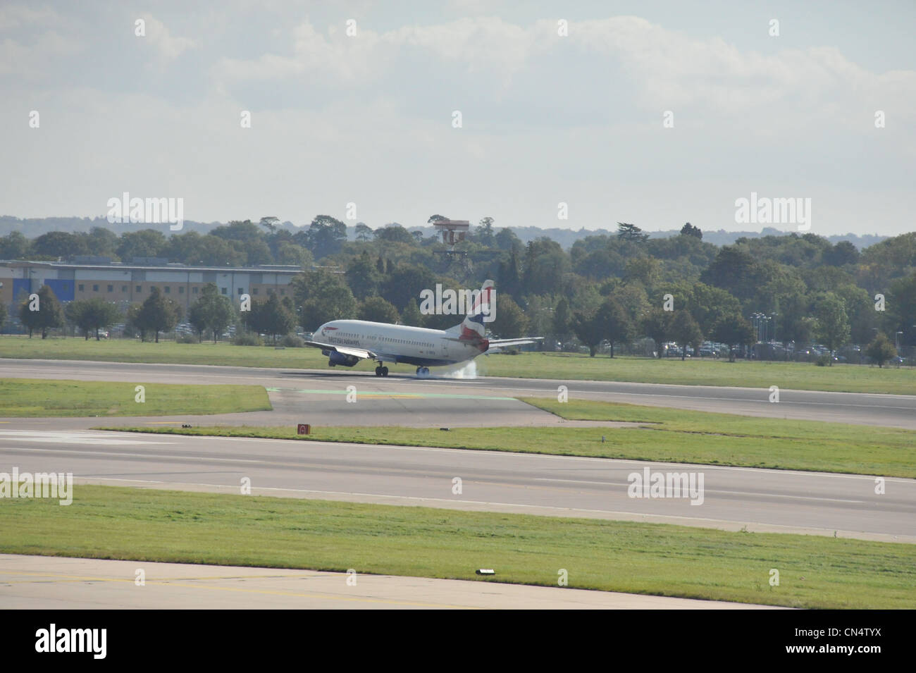 Gatwick Airport Runway Stock Photo - Alamy