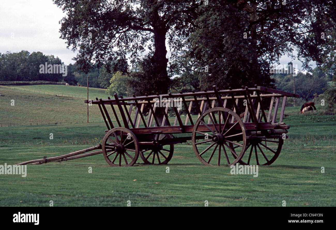 Historic farm wagon hi-res stock photography and images - Alamy