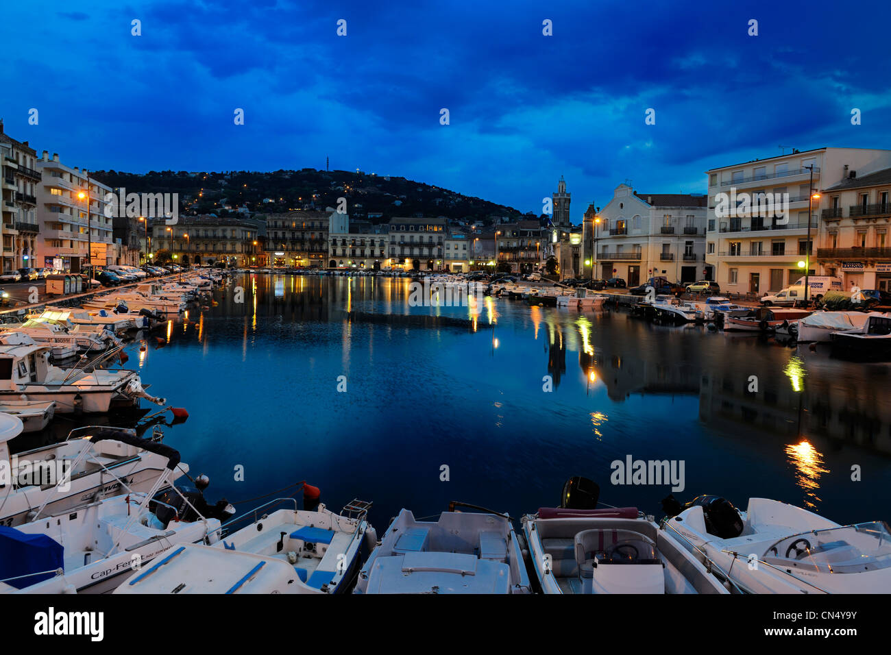 Canal de la peyrade hi-res stock photography and images - Alamy