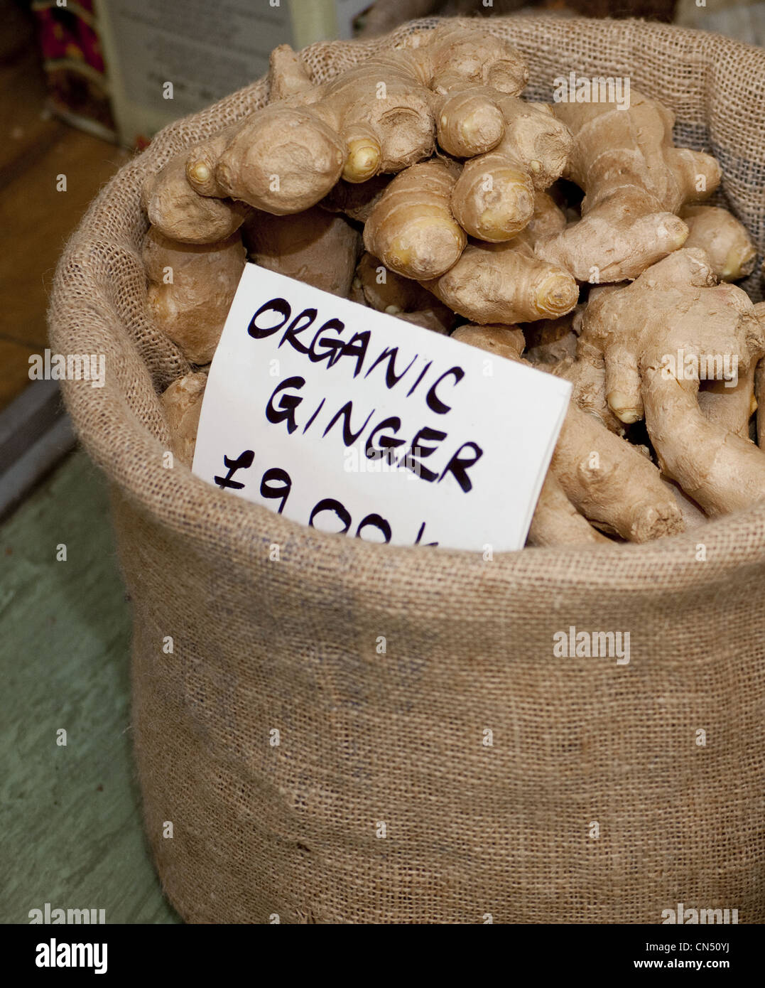 Hessian bag hi-res stock photography and images - Alamy