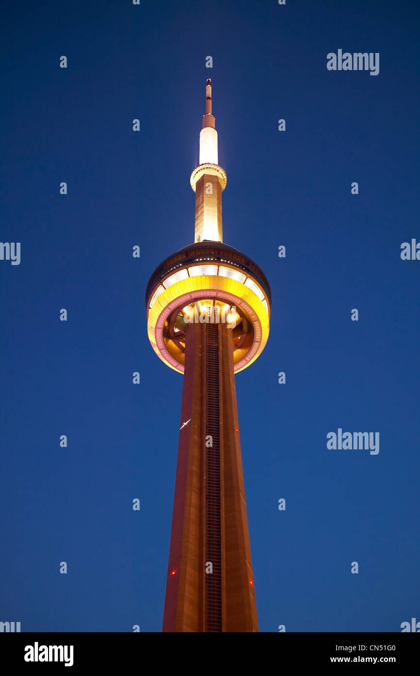 CN Tower at Night, Toronto, Ontario Stock Photo - Alamy