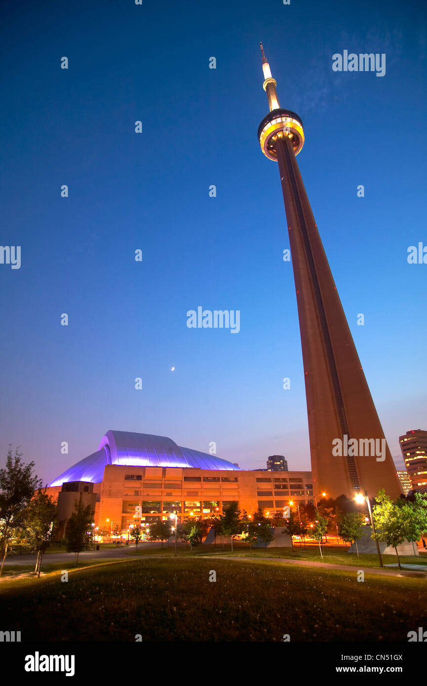 CN Tower and Skydome at Night, Toronto, Ontario Stock Photo - Alamy