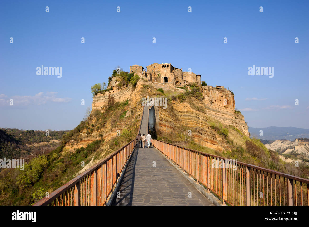 Footbridge pedestrian bridge hi-res stock photography and images - Alamy