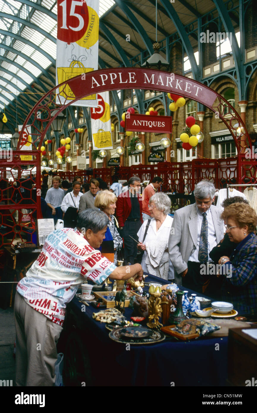 The Apple Market- Covent Garden London UK Stock Photo - Alamy