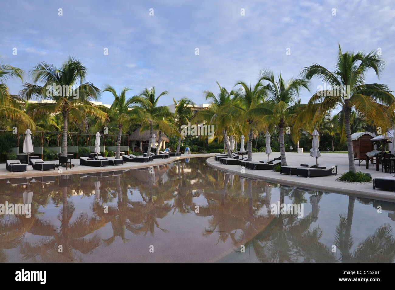 Infinity Pool at a resort in Cancun Mexico Stock Photo - Alamy
