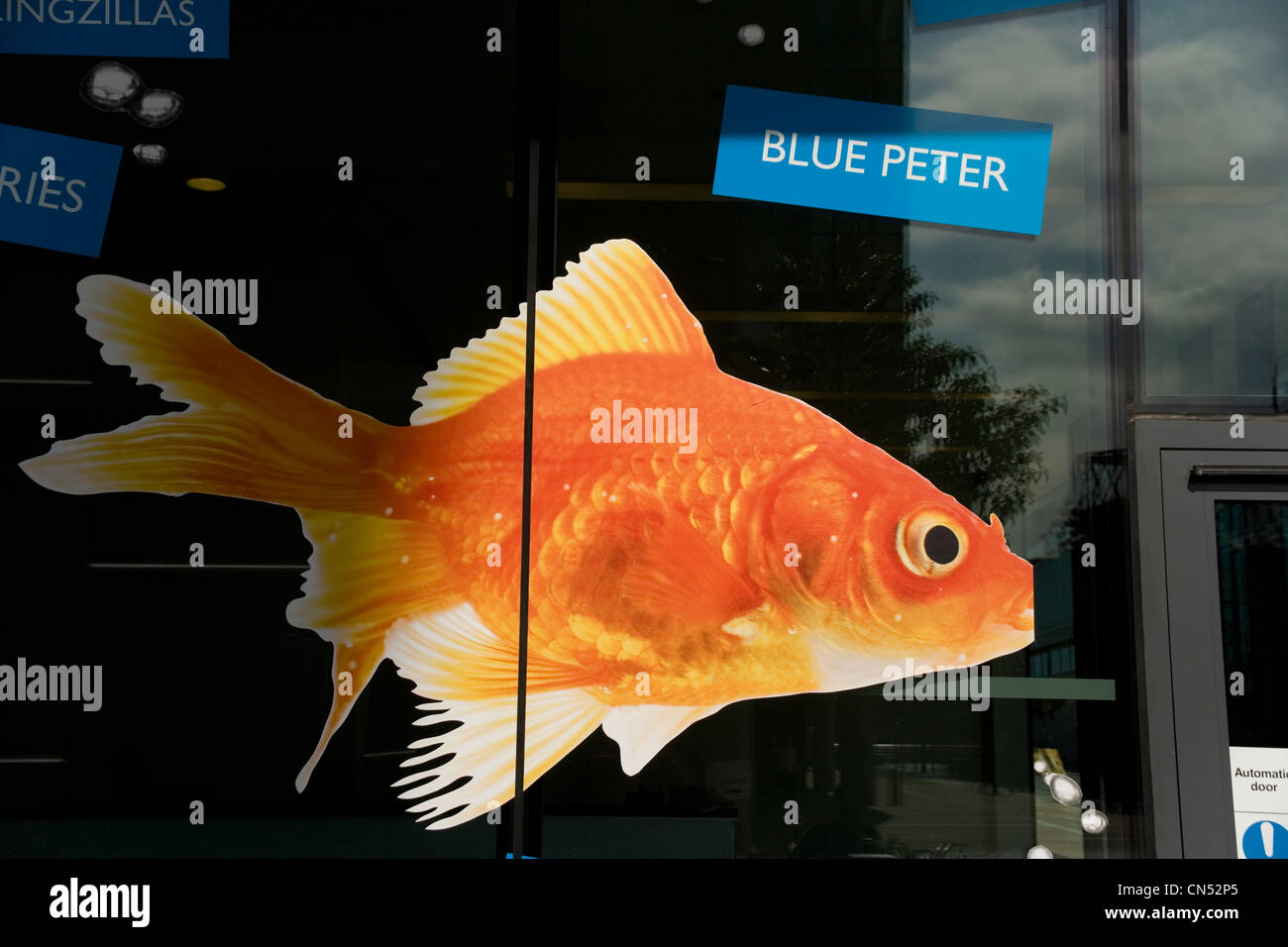 Bbc tv studio hi-res stock photography and images - Alamy