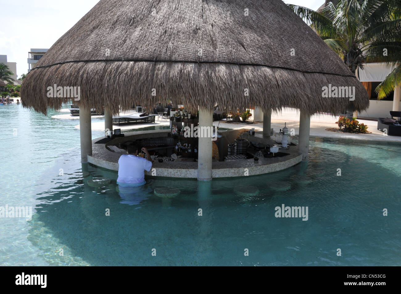 Cancun mexico pool bar hi-res stock photography and images - Alamy
