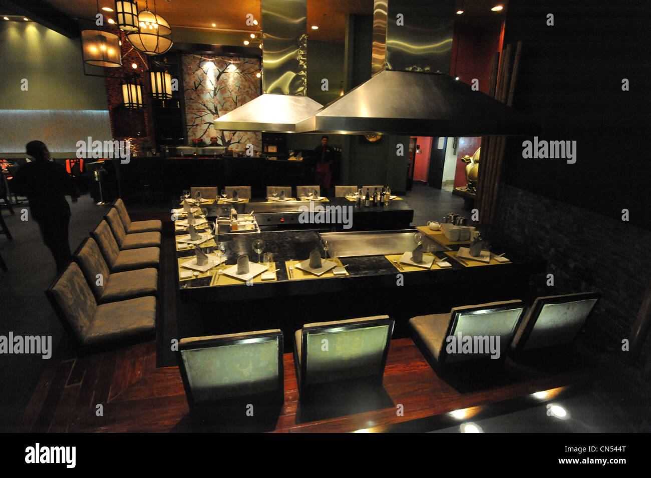 Hibachi restaurant hi-res stock photography and images - Alamy