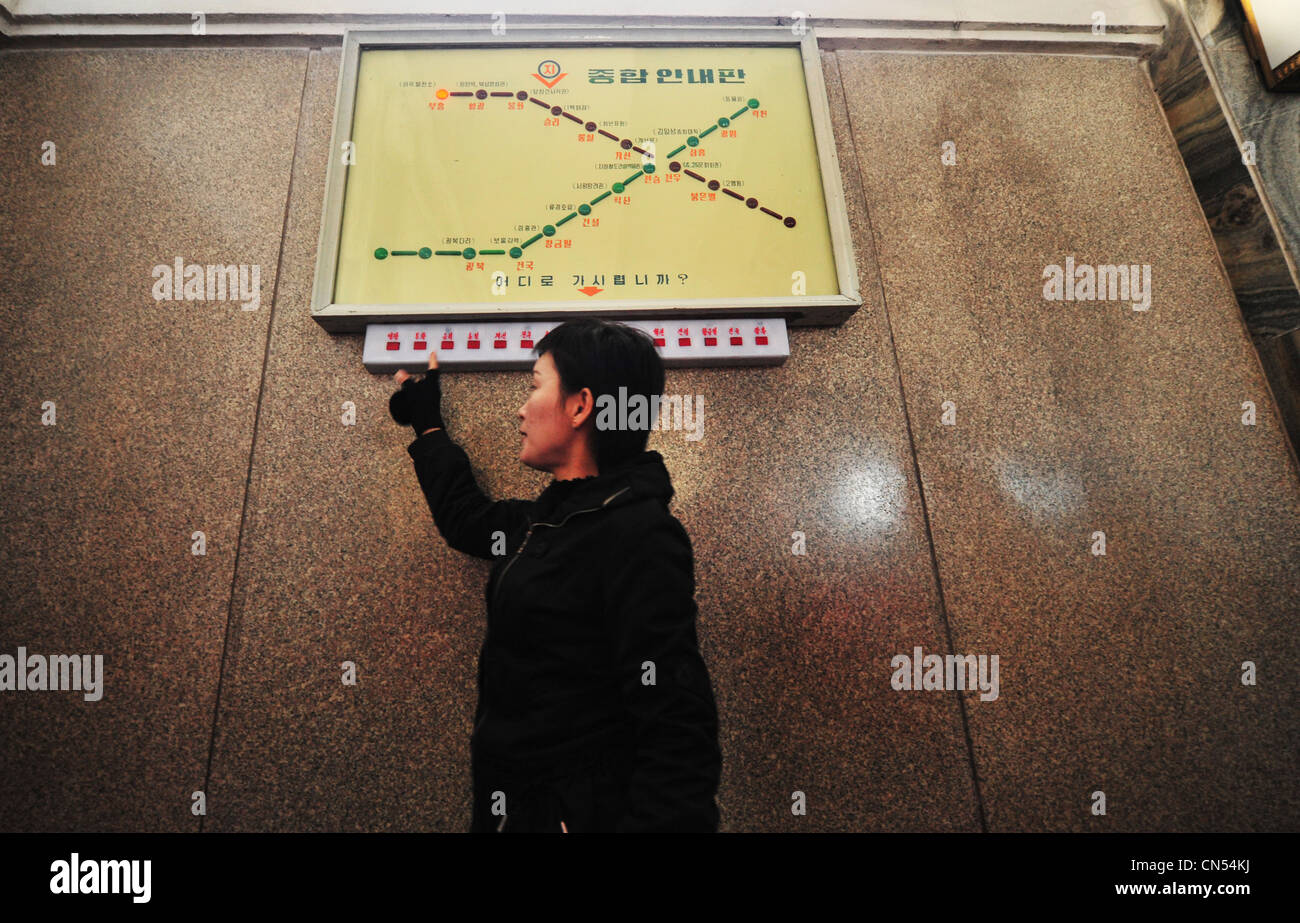 Subway map hi-res stock photography and images - Alamy