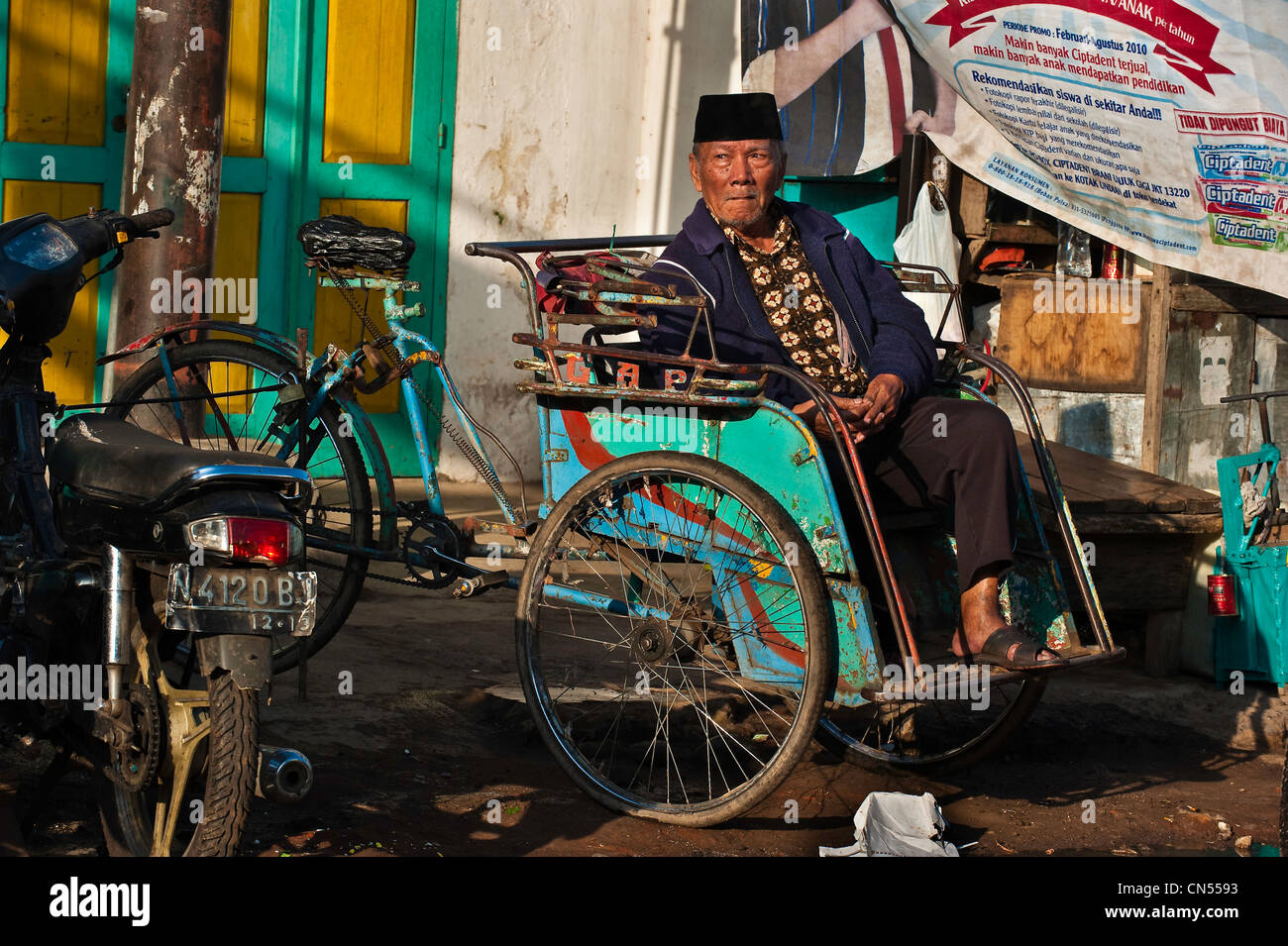 Indonesia, Java, East Java Province, Malang, central market, rickshaw ...