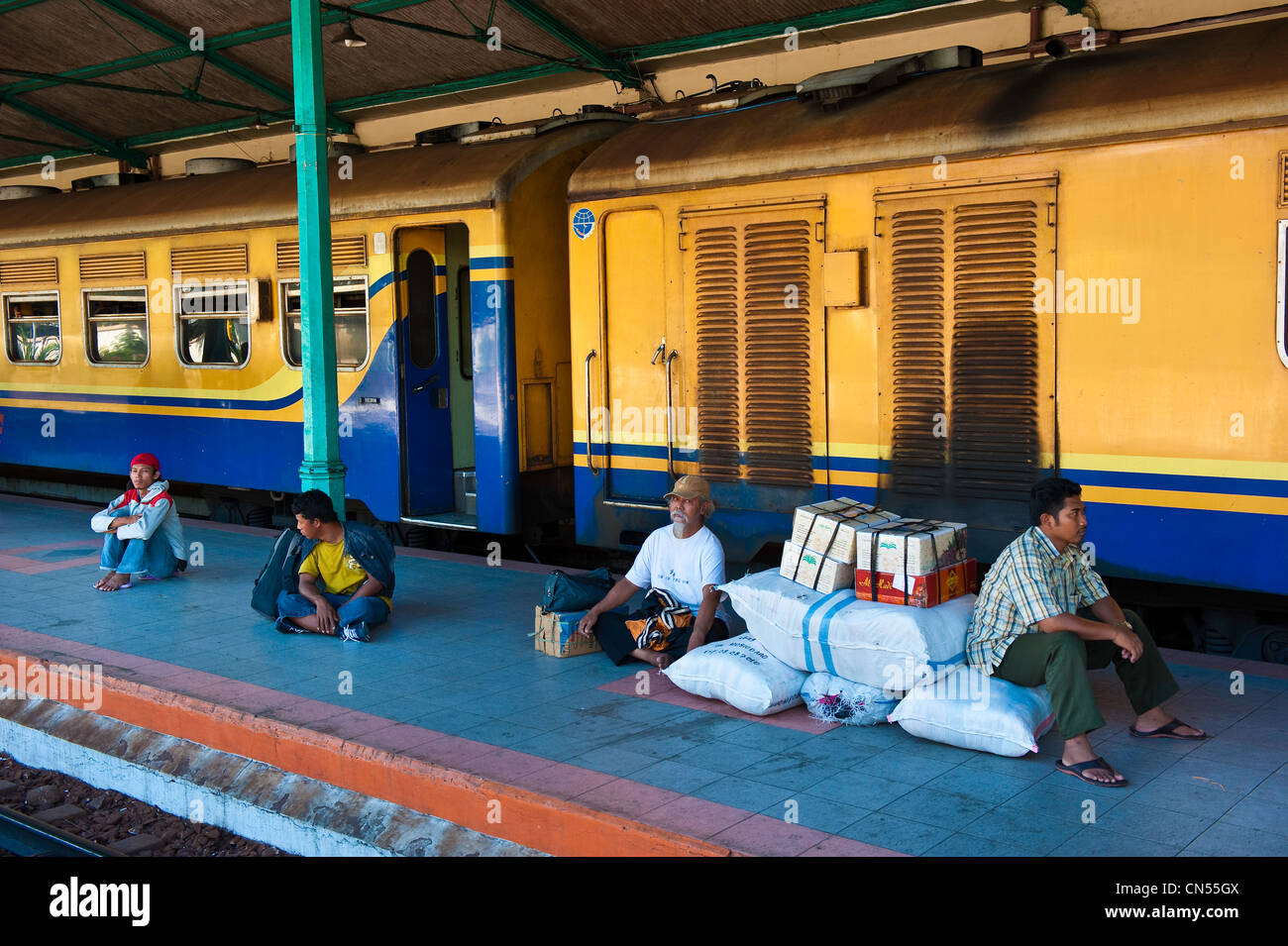 Surabaya building hi-res stock photography and images - Alamy