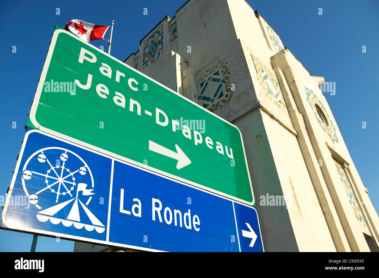 Signs on Jacques Cartier Bridge, Montreal, Quebec Stock Photo - Alamy