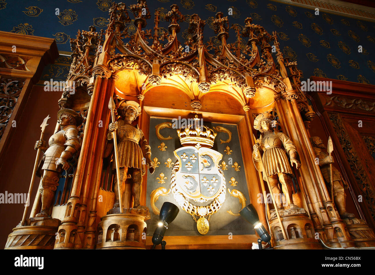 15th century coat of arms hi-res stock photography and images - Alamy