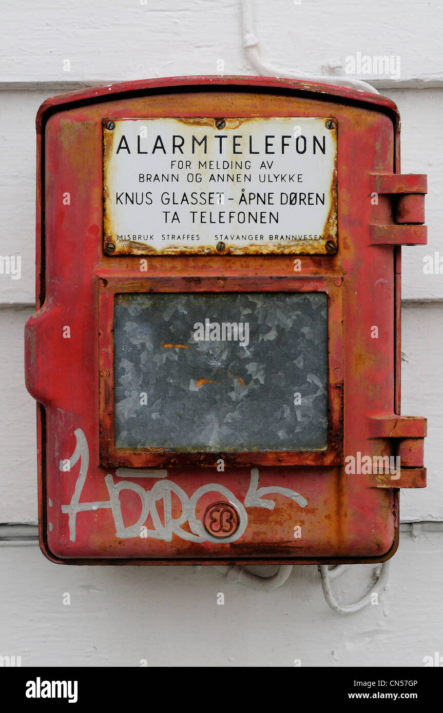 Old fire alarm hi-res stock photography and images - Alamy