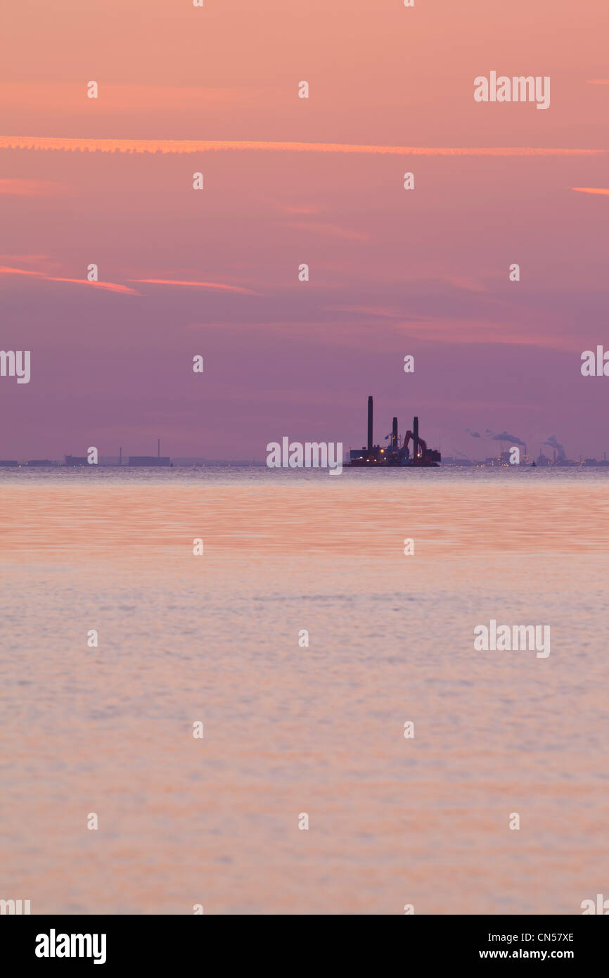 Rigs hi-res stock photography and images - Alamy