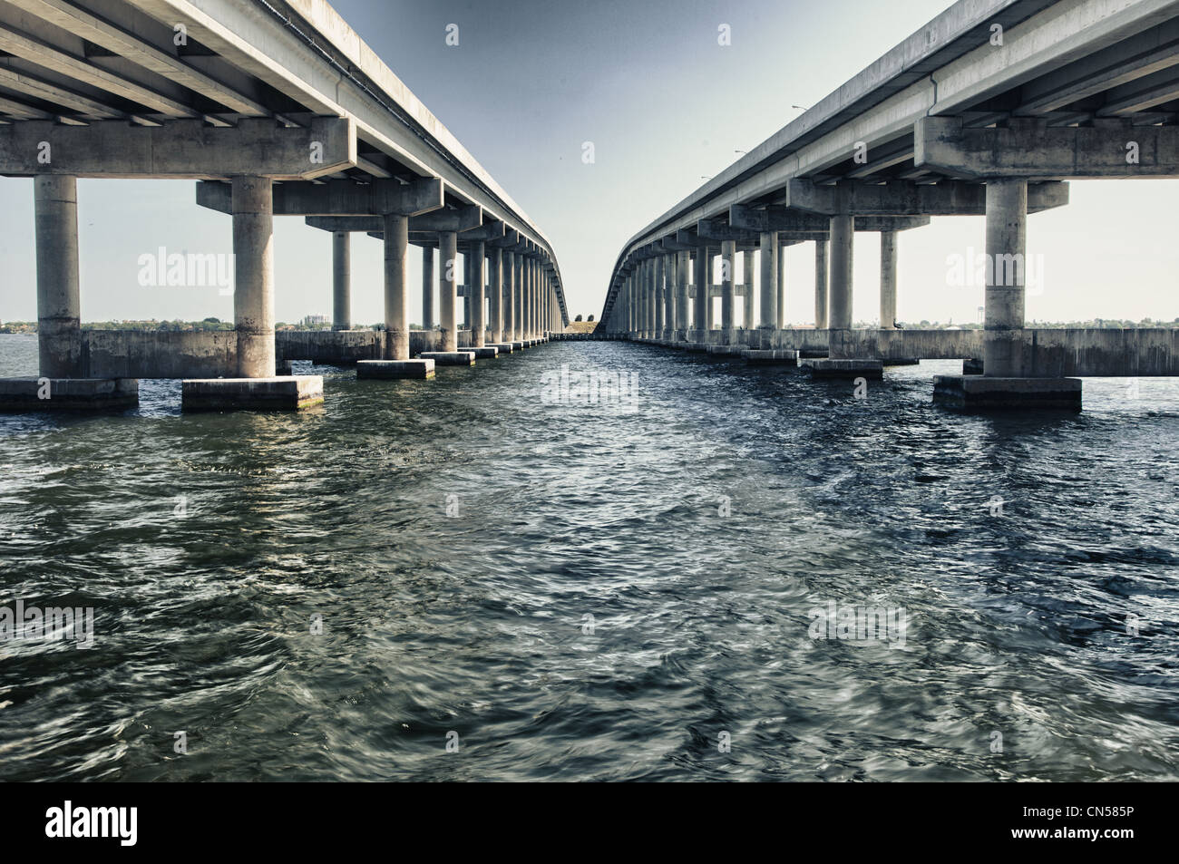 Parallel shot hi-res stock photography and images - Alamy