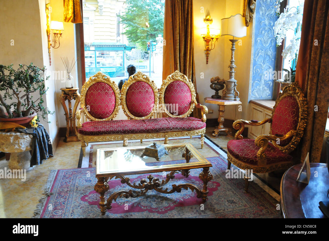 Romantica Hotel Rome Stock Photo - Alamy
