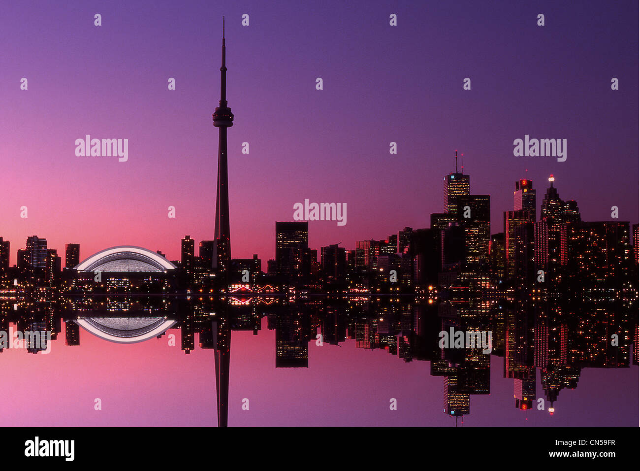 Toronto Skyline at Sunset, Toronto, Ontario Stock Photo - Alamy