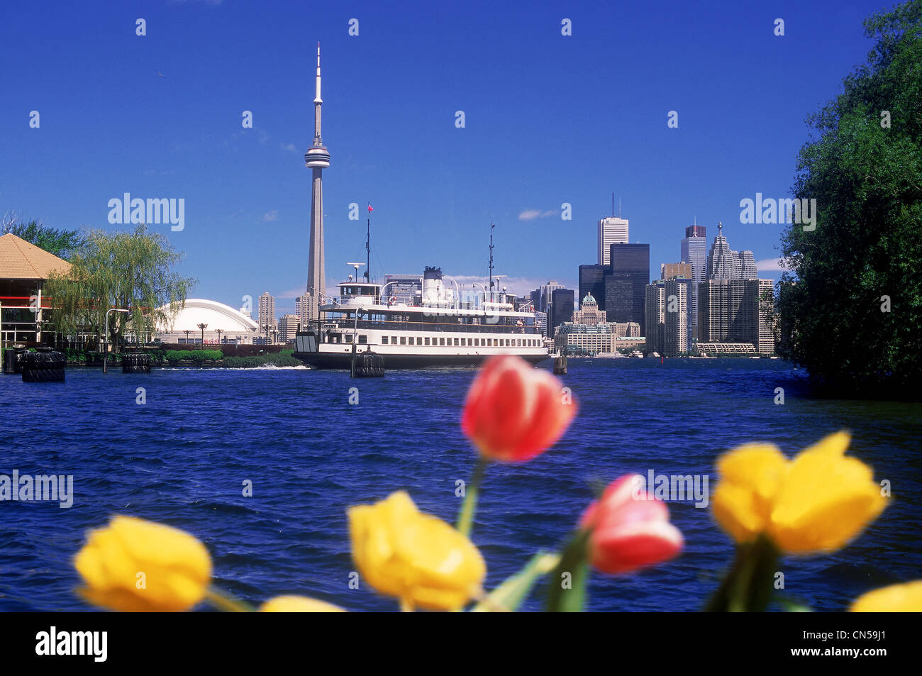 Toronto island ferries hi-res stock photography and images - Alamy