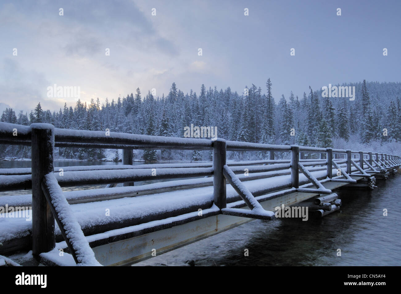 Pyramid Island Bridge blanketed by Fallen Snow, Jasper National Park ...