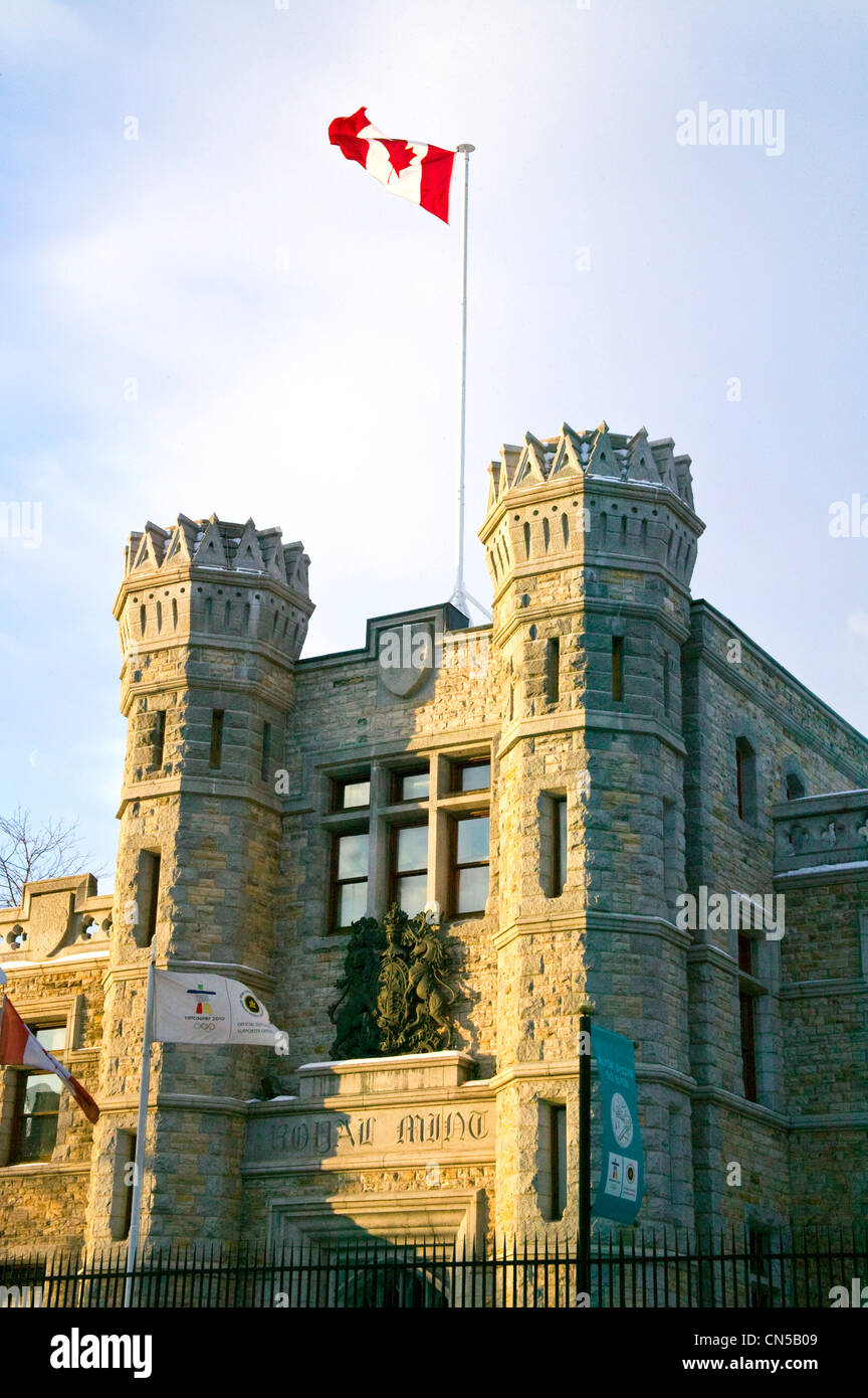 Canadian mint hi-res stock photography and images - Alamy