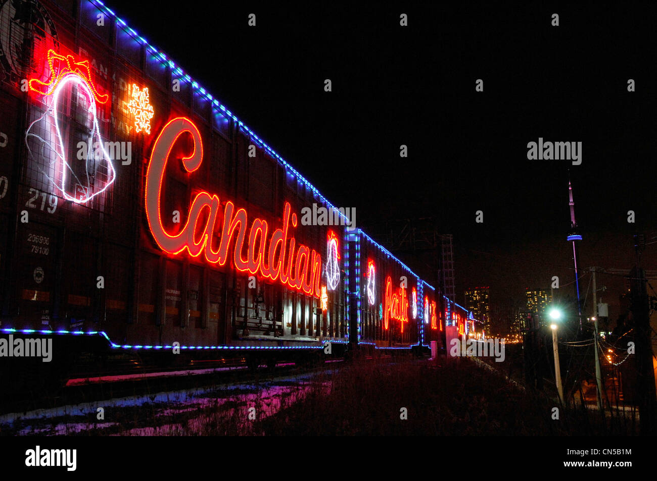 Canadian Pacific Railway Christmas Train, Collecting for Food Banks ...