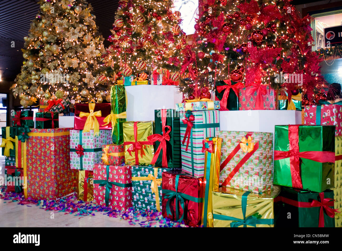 Animated Christmas Decorations Philippines