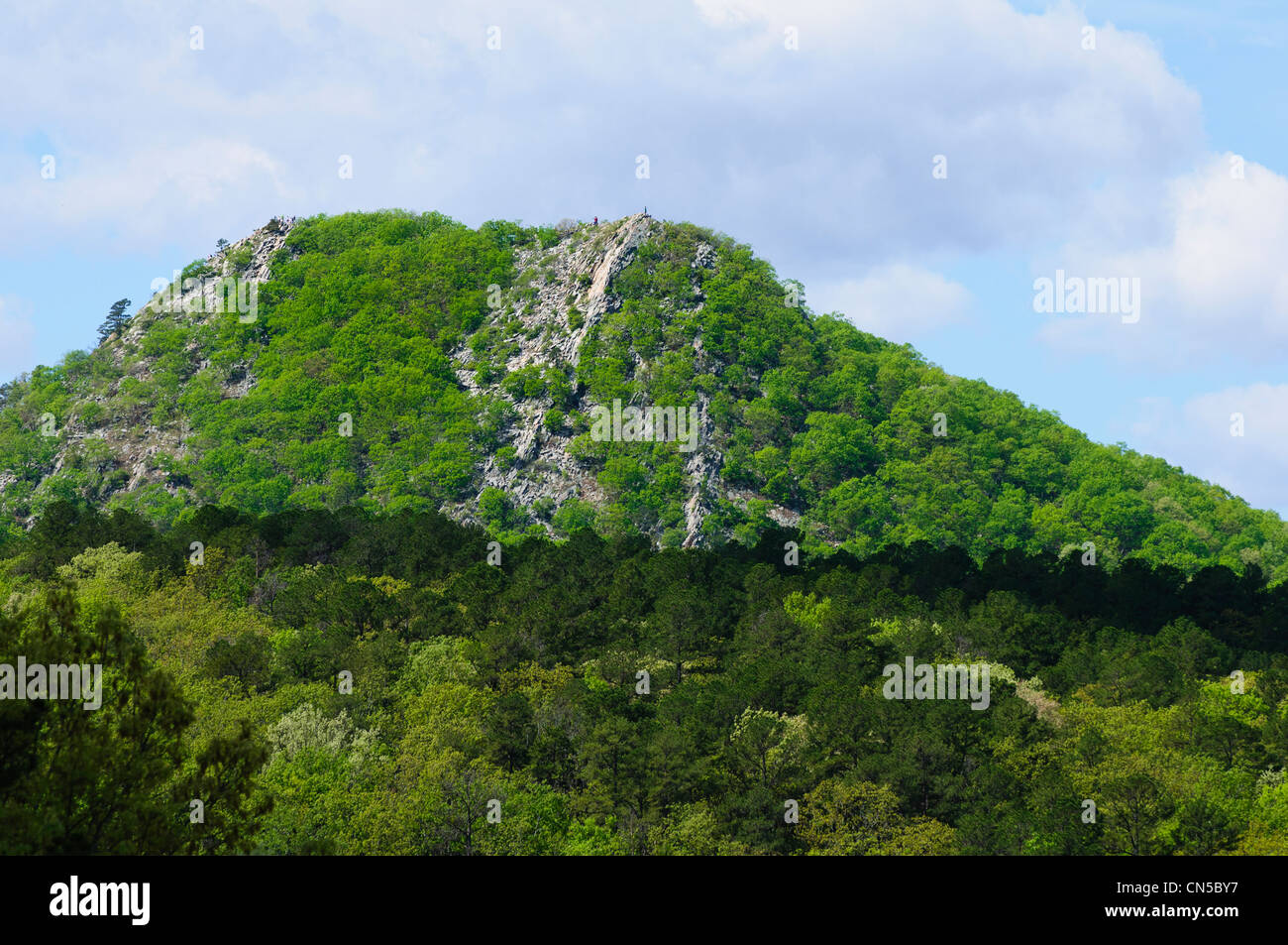 Pinnacle Mountain State Park in springtime in the Ouachita Mountains ...