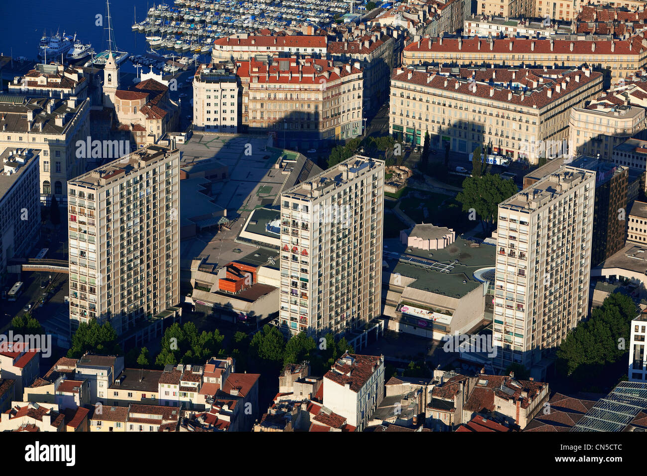 Belsunce marseille hi-res stock photography and images - Alamy