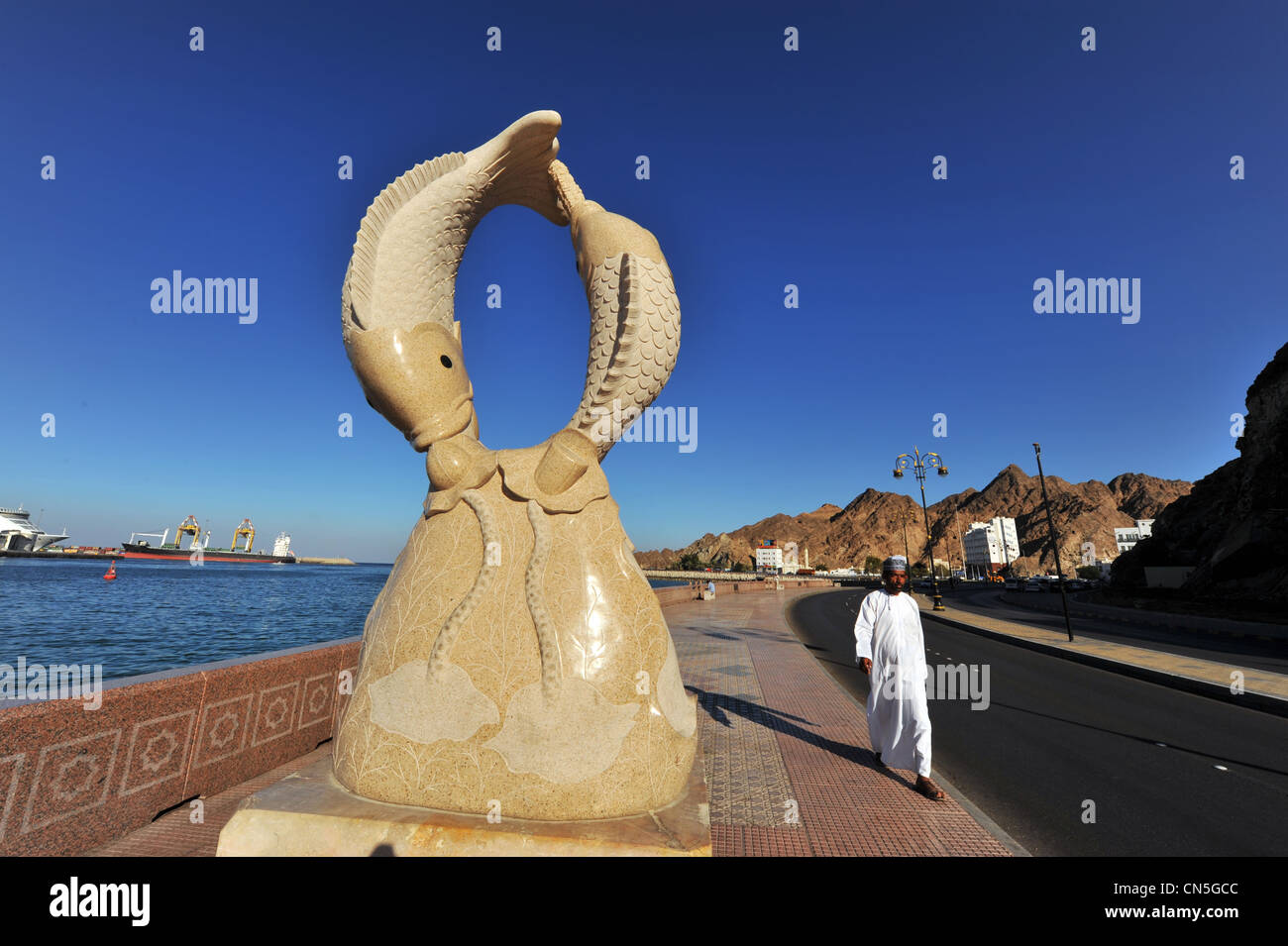 Sultanate of Oman, Muscat, statue of two fishes on the Corniche ...