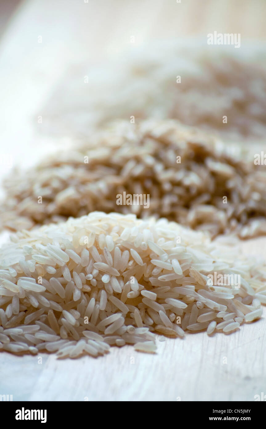 Piles of rice hi-res stock photography and images - Alamy