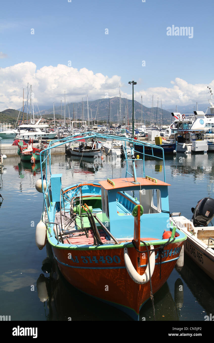 Colourful fishing boat hi-res stock photography and images - Alamy