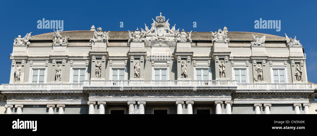 Overview of the roof of Ducal Palace in Genoa Stock Photo - Alamy